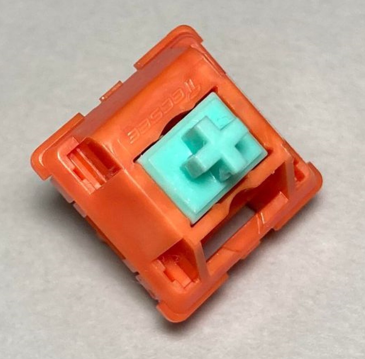 Mechanical Custom Keyboard GK64 w/ Black PBT Japanese Keycaps - Tecsse ...