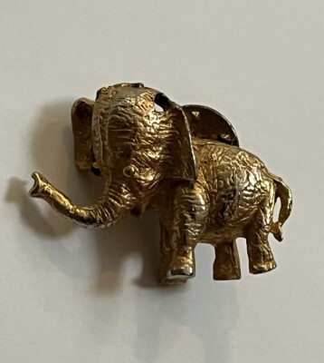 1964 Barry Goldwater Gold Tone Elephant GOP Presidential Campaign Pin ...