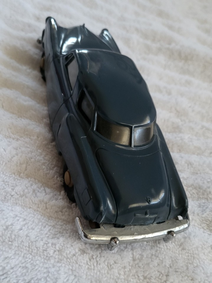 AMT 1952 Studebaker Commander 2 DR Coupe Dealer Promo Model Car | eBay