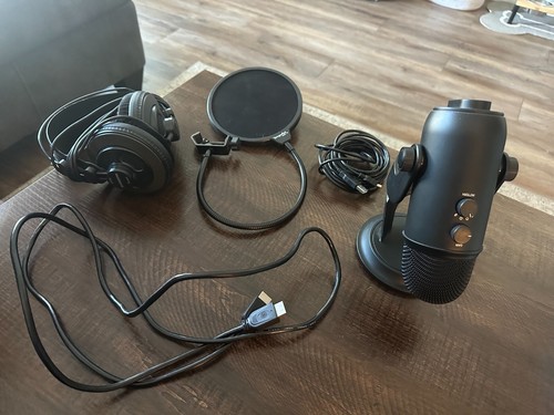 Blue Yeti Kit - (Condenser Microphone, Headphones, Pop Filter and ...