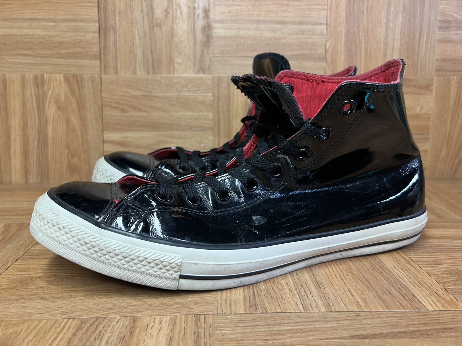 RARE🔥 Converse Chuck Taylor All Star Patent Leather … - Gem