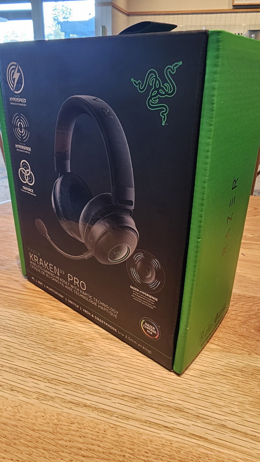 Razer Kraken V3 Pro Wireless Gaming Headset with Haptic Technology ...