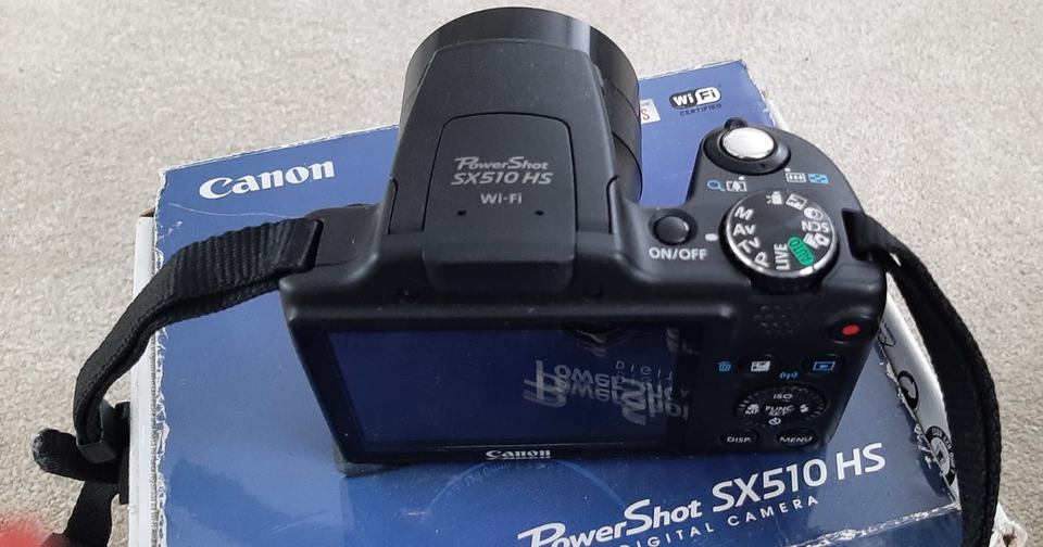 Canon PowerShot SX510 HS 30x Optical Zoom with battery, Box, Charger ...