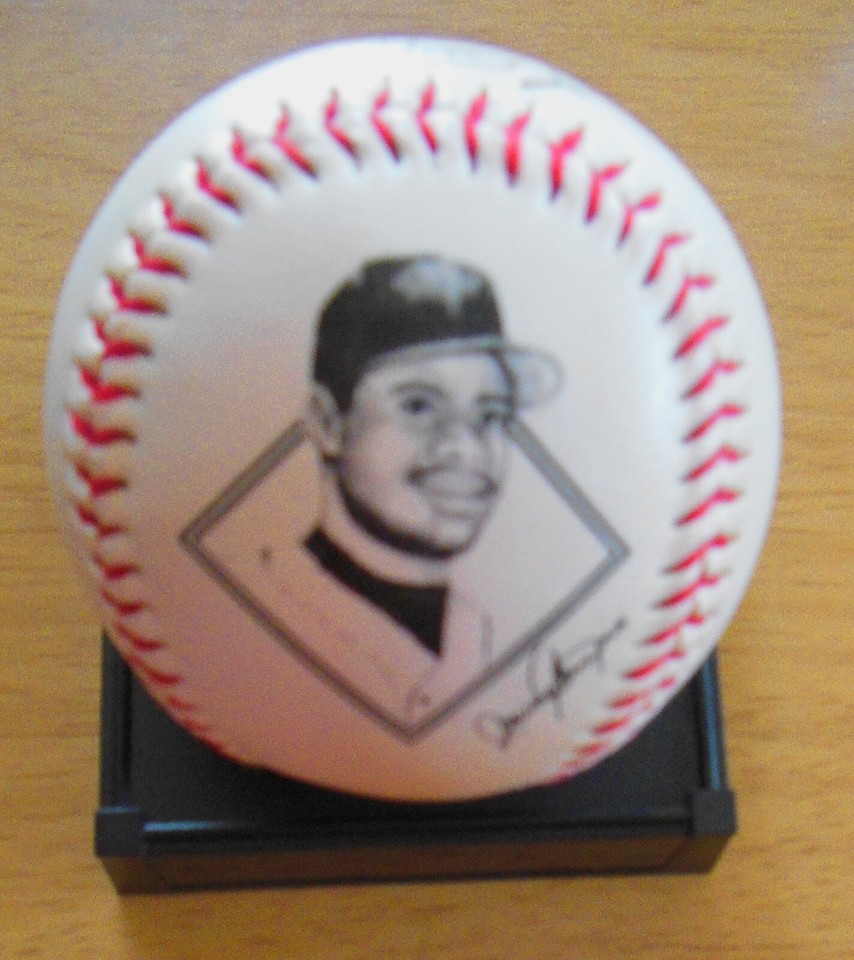 Ken Griffey Jr. facsimile Autograph Art Sketch Baseball in cube with ...