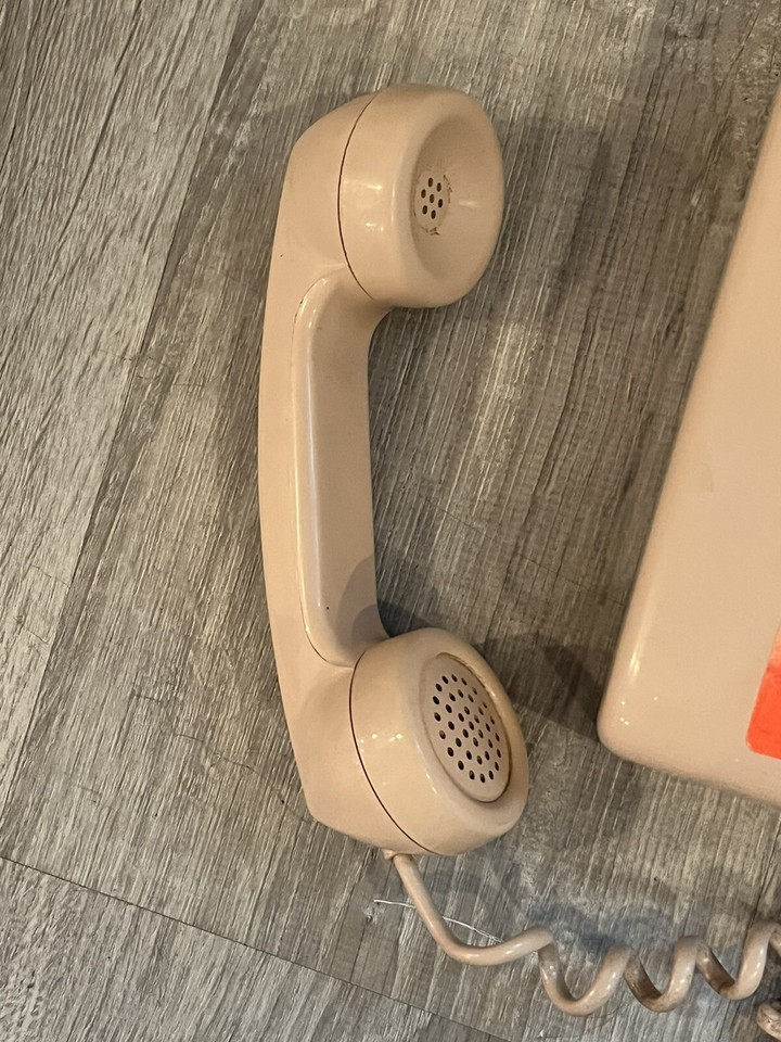 Vintage Rotelcom 1982 Model No 554 Single Line Wall Telephone ...