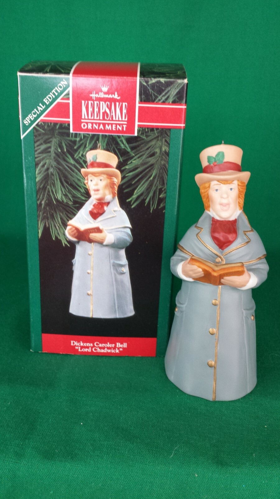 1992 HALLMARK "LORD CHADWICK" 3rd DICKENS CAROLER BELL FINE PORCELAIN ...