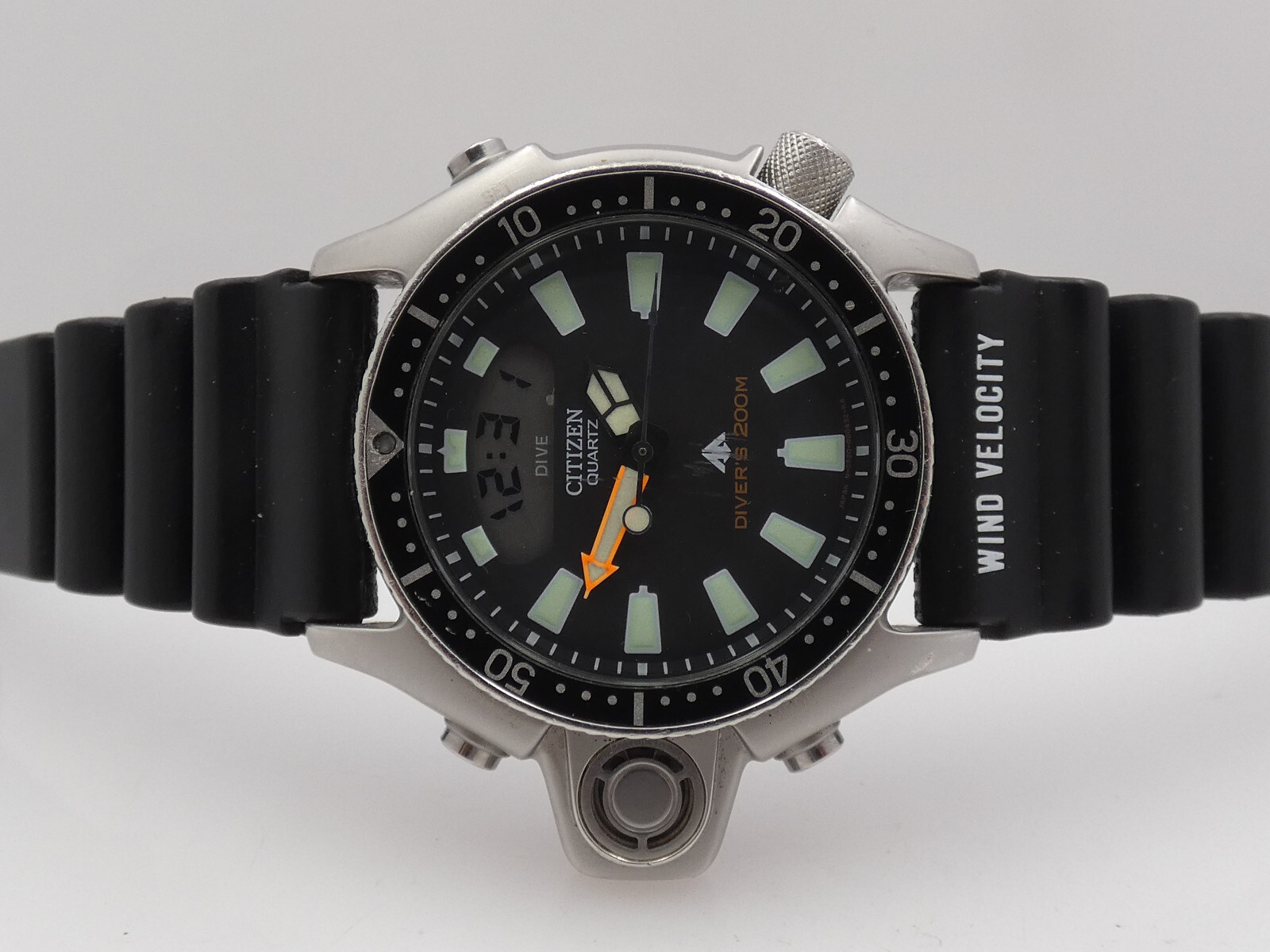 Citizen Promaster C520-S044898 Divers 200m Stainless Steel Box Quartz ...