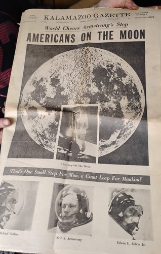 July 21, 1969 Moon Landing Newspaper Kalamazoo Gazette | eBay