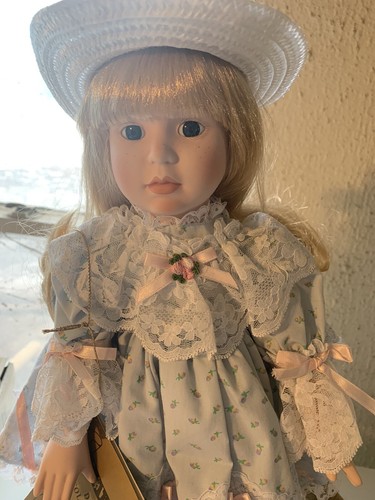 seymour mann dolls connoisseur collection Trudy | eBay