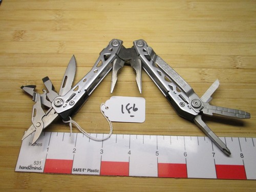 #186 Stainless Legendary Blades Suspension NXT Multi-tool W/Pocket Clip ...