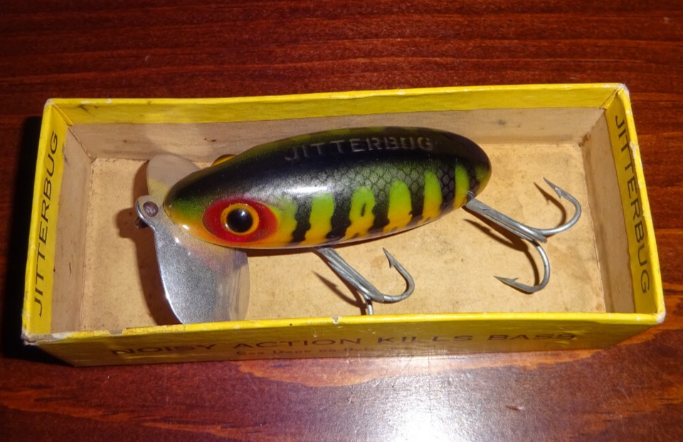 Vintage Fred Arbogast Jitterbug, 650-05, 5/8 Oz., 3", #1 Treble Hooks ...