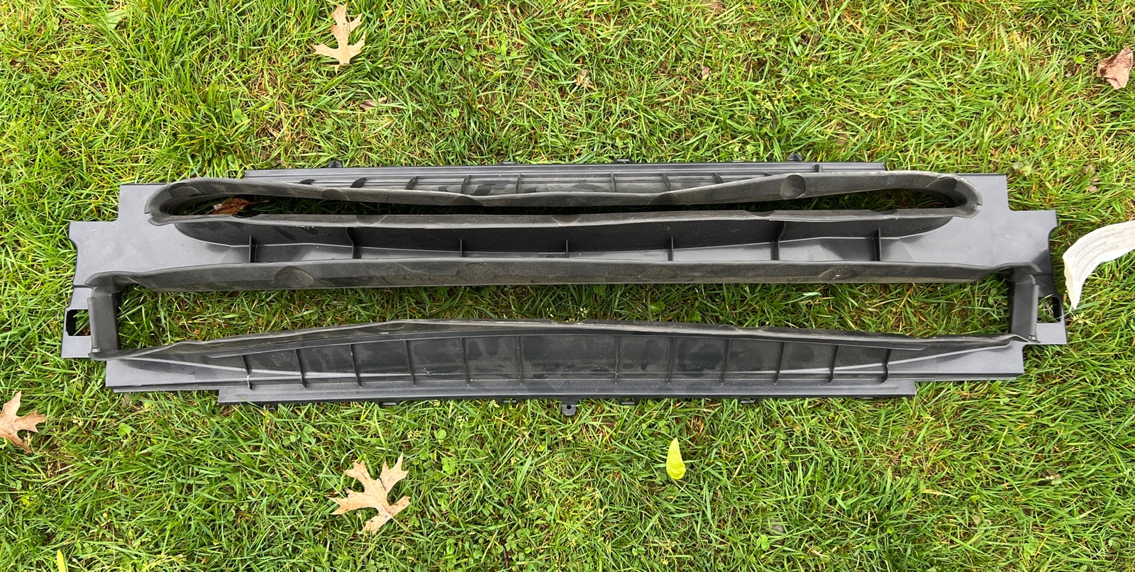 13 Tesla Model S P85 Front Bumper Lower Air Duct 6008193-00-b for sale ...