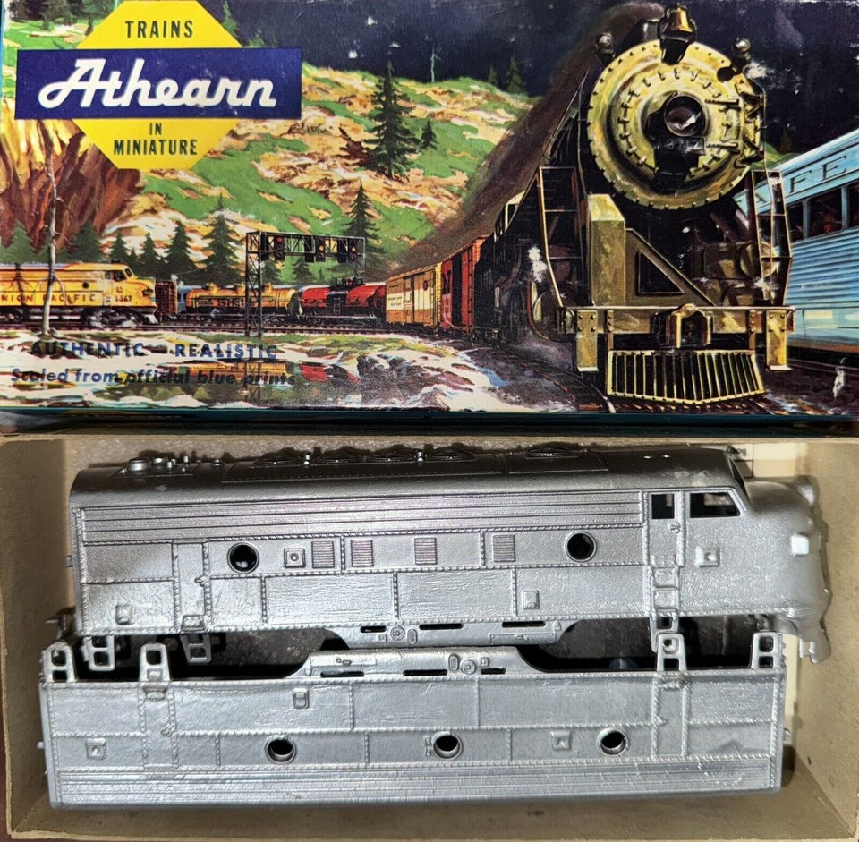 HO Scale - Athearn F7A&B Locomotive Shells (Painted) Will need ...