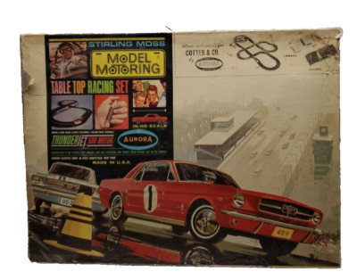 AURORA T-JET 1643 Model Motoring HO Scale Slot Car Race with Extras | eBay