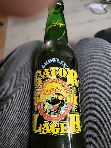 Growlin' Gator Lager 12 oz Empty Beer Bottle | eBay