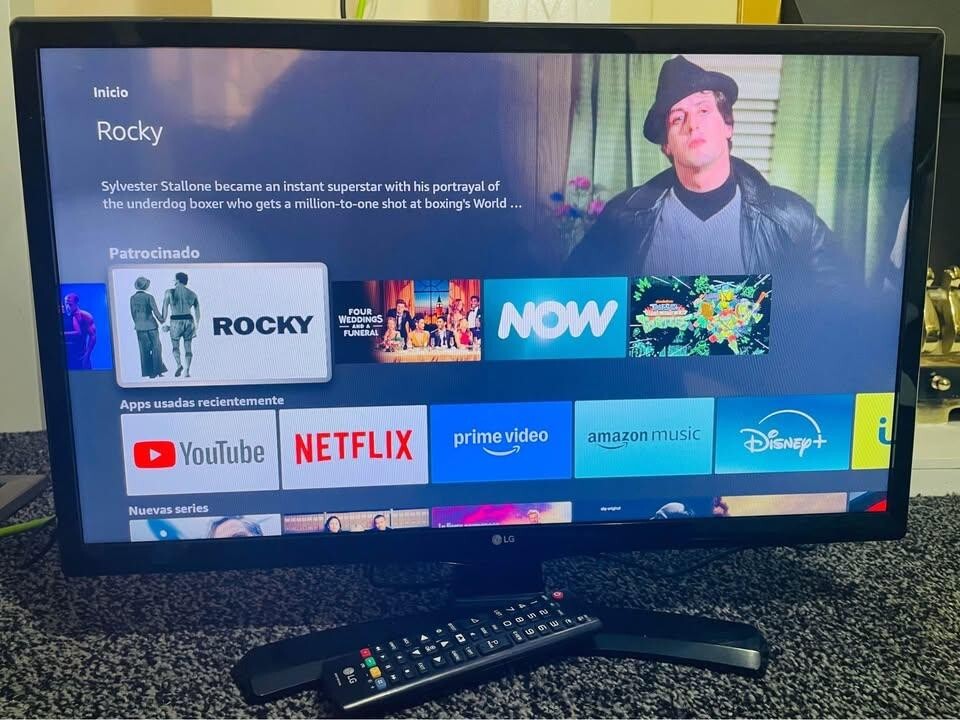 24" LG FREEVIEW BUILT IN HD READY LED TV MONITOR WITH ORIGINAL STAND ...