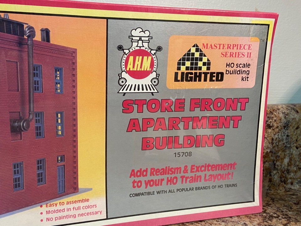AHM STORE FRONT APARTMENT BUILDING / BARBER SHOP KIT HO SCALE LIGHTED ...