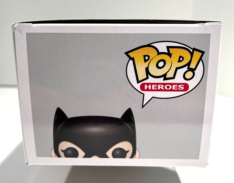 Funko POP! Heroes DC Comics DC Super Heroes Batgirl #136 Vinyl Figure ...