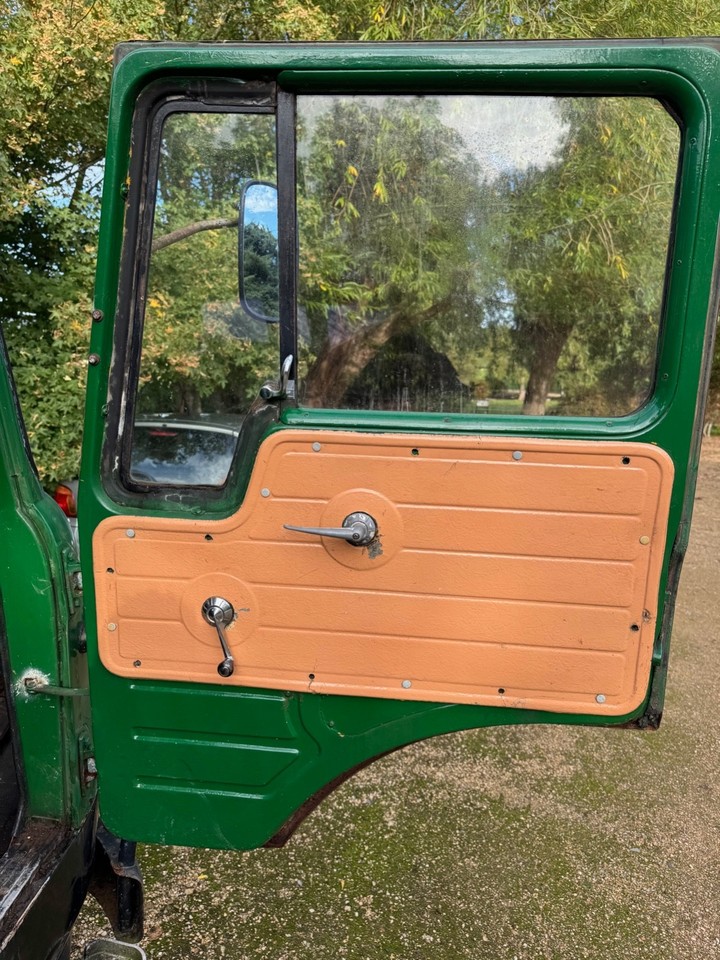 Bedford TK Cats Whisker MK1 330 Dropside Truck. PART EXCHANGE. LUTON ...