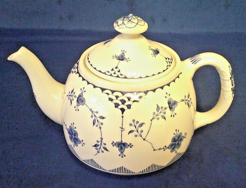 Vintage Furnivals Blue Denmark Pattern Teapot - Cover 2 Pints | eBay UK