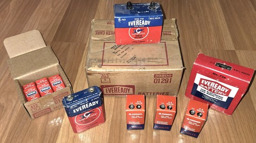 OLD VTG LOT OF 17 EVEREADY BATTERY NINE LIVES ELECTRONIC RADIO UNION ...