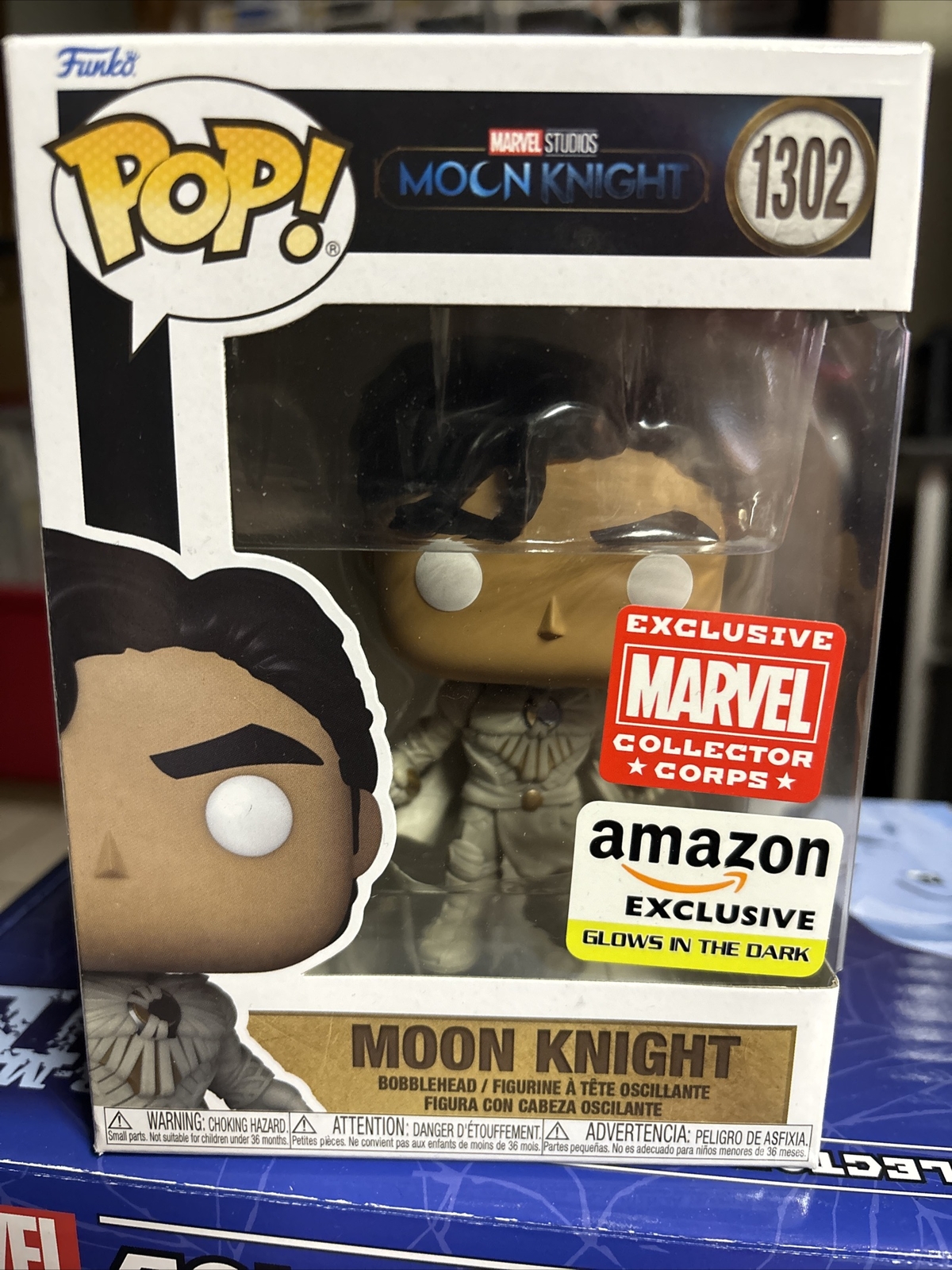 Funko Pop! Moon Knight #1302 Glow Exclusive Marvel Collector's Corps ...