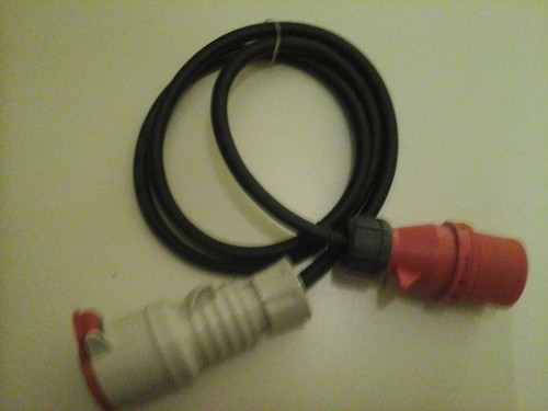 32 Amp 3 -Phase ,5 -Pin (3P+N+E)fly-lead c/w 1.8mtrs (6ft) of 2.5mm ...