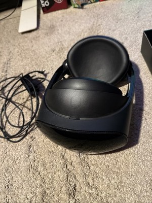 Meta Quest Pro Virtual Reality System - 256GB - VR HEADSET ONLY ...