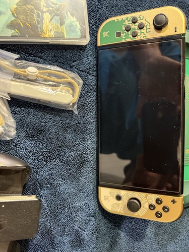 Nintendo Switch OLED Zelda Edition With Tge 256 Gb Memory Card And The ...