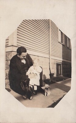Abrams to Hotel Eggert Appleton Wisconsin Father Baby Octagon Photo ...