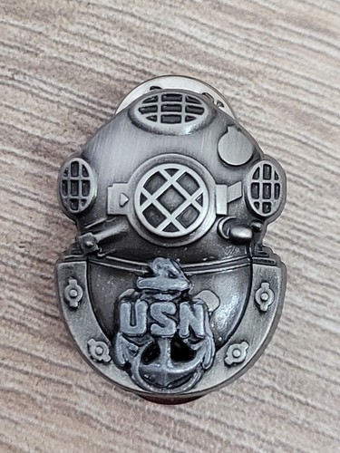 US Navy 2nd Class Diver Badge Pin Military USN Device Hat Insignia ...