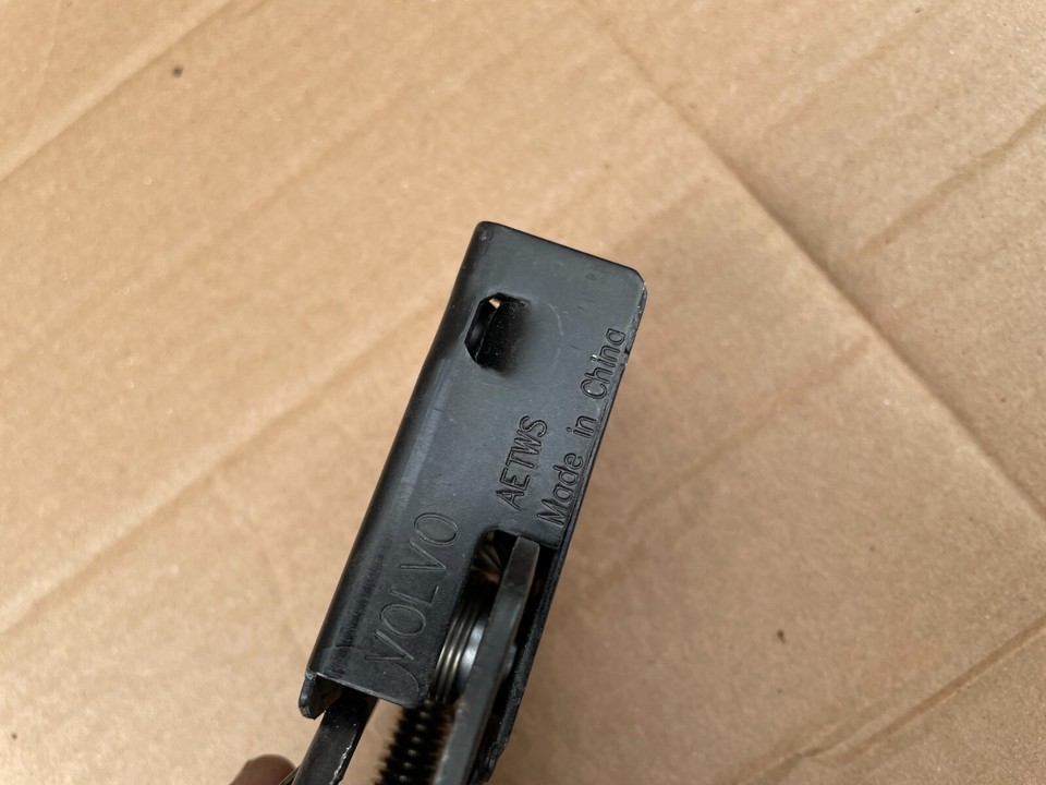 Hood Lock Right VOLVO XC90 II 2.0 16V T8 390HP Original 32226109 | eBay