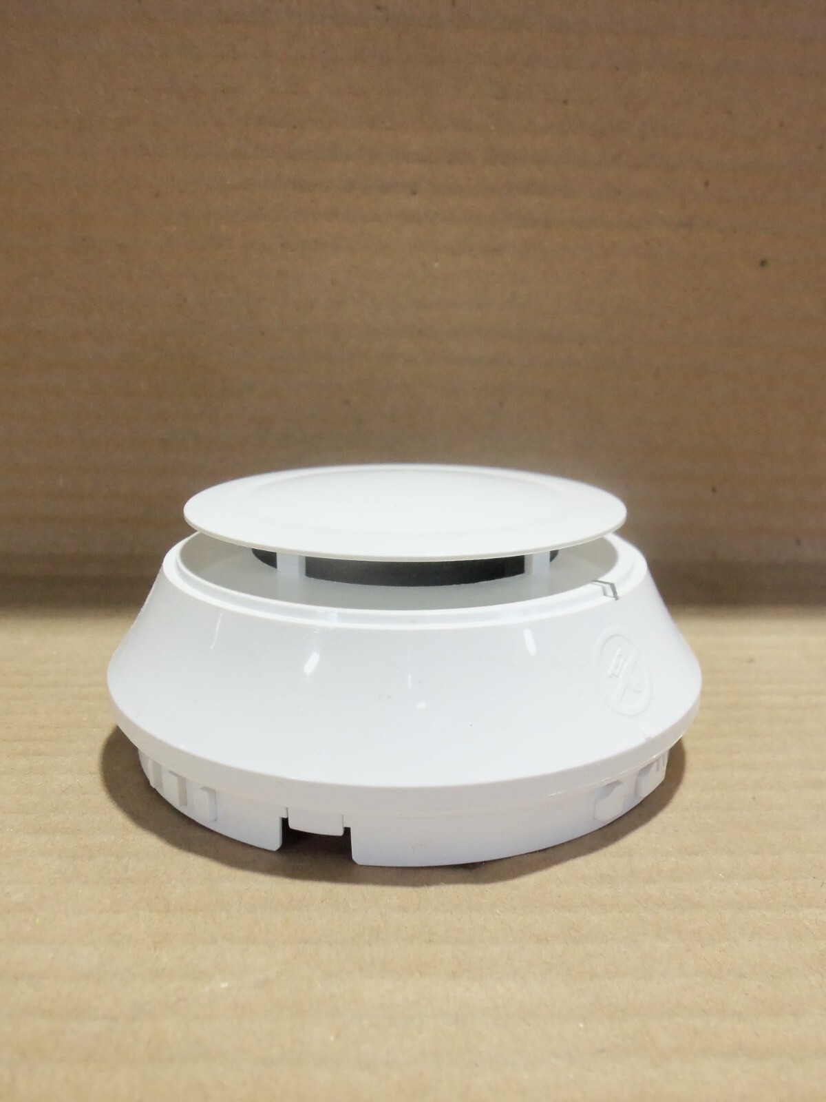 NEW HONEYWELL TC806B3010 WHITE SMOKE SENSOR DETECTOR ALARM | eBay
