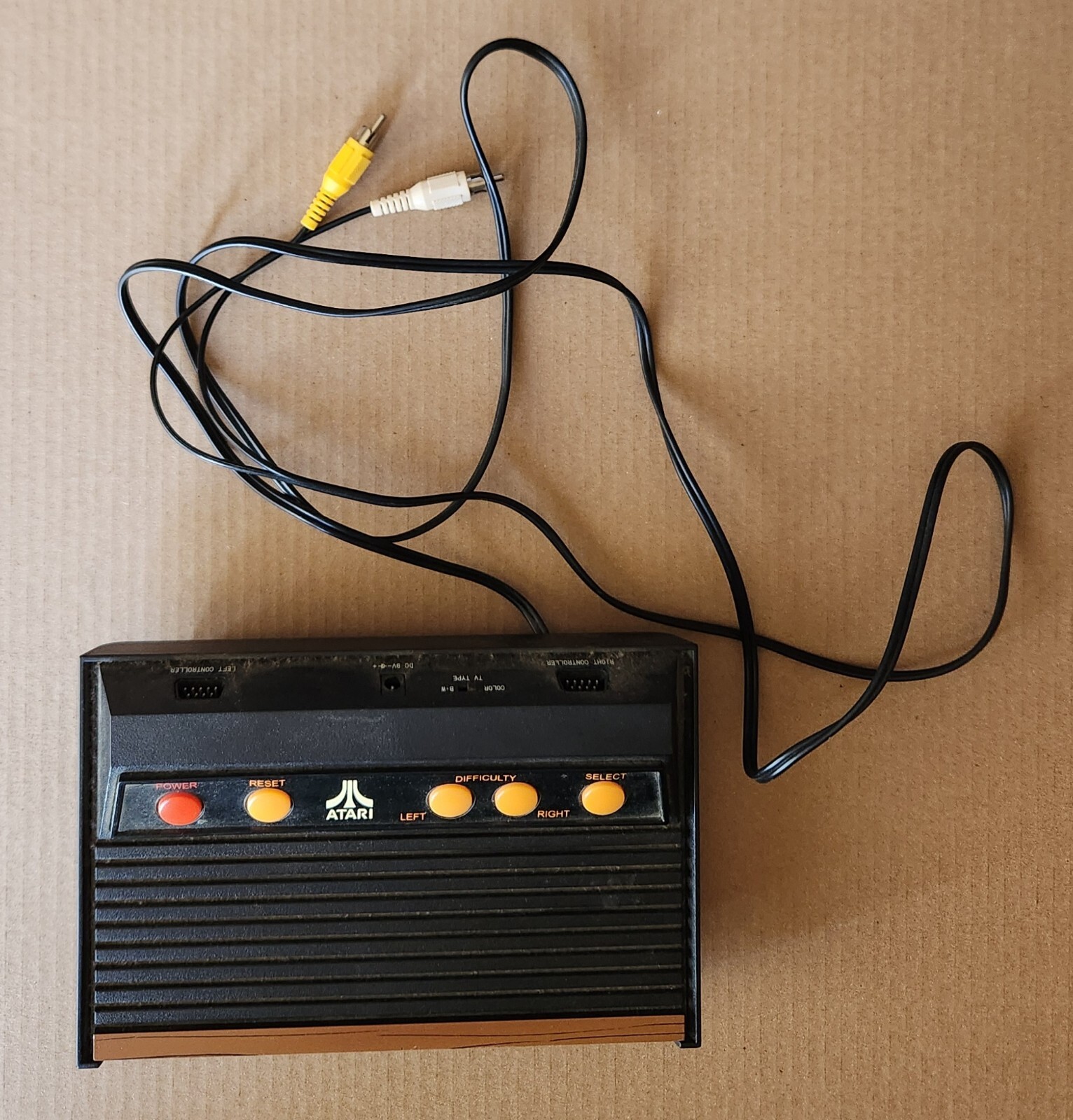 Atari Flashback 2 Plug and Play Console, Controllers, Wires & 40 Built ...