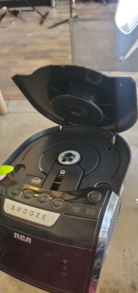 RCA CD Clock Radio | eBay