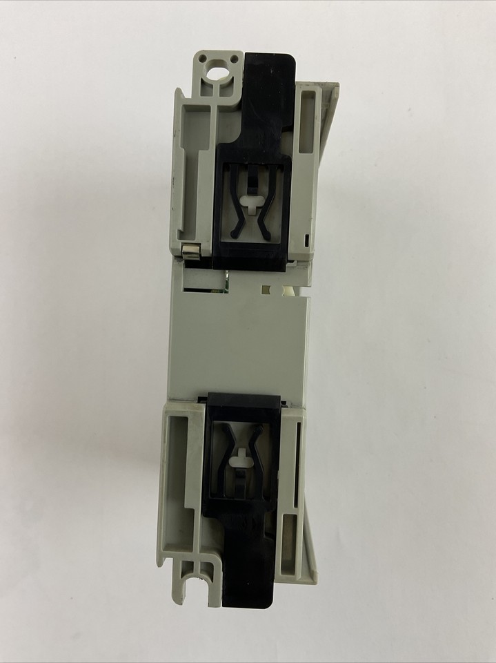 ALLEN BRADLEY 1769-OA8 SER A REV 1 F/W REV 1.1 8PT 85-264VAC OUTPUT ...