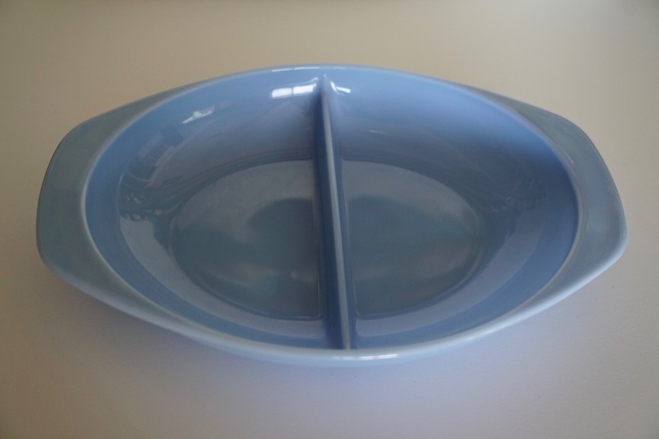 VINTAGE PYREX DELPHITE DIVIDED DISH 1063 BABY BLUE 1-1/2 QT CASSEROLE ...