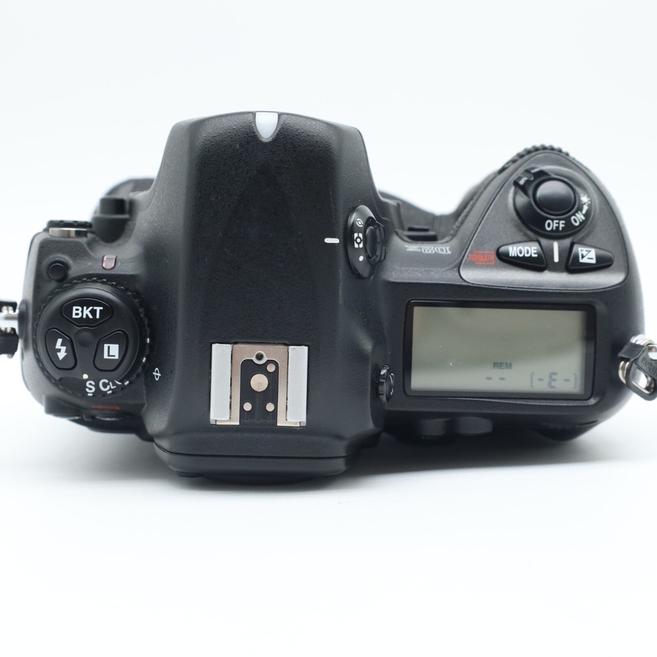 Nikon D2x 12.4MP Digital SLR Camera Body(Shutter Count:7504)[ Near Mint ...
