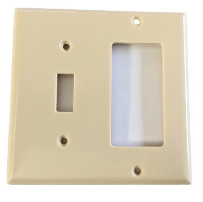 Switch Plates & Outlet Covers - 2 Gang - 3