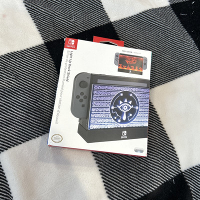 New PDP Light Up Dock Shield: Zelda & Mario + BOTW & TOTK Nintendo ...