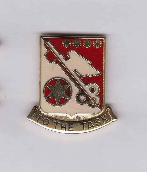 US Army 426th Support Bn Arborne Quartermaster QM Supply crest DUI ...
