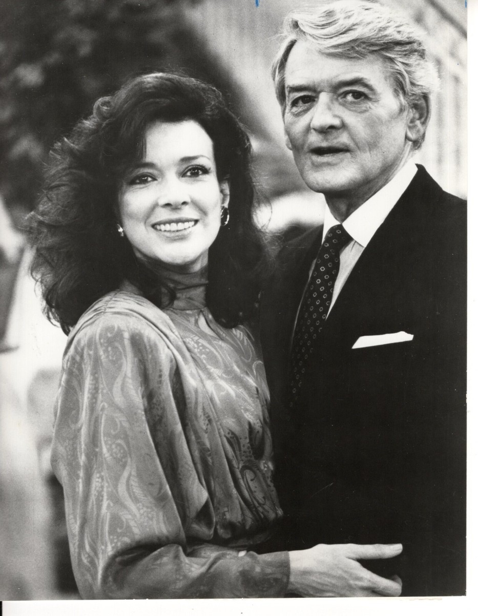 Dixie Carter Hal Holbrook Hal Holbrook 'Couldn't Stop Watching' Wife