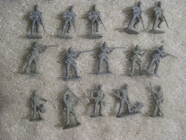 IMEX AMERICAN CIVIL WAR CONFEDERATE Soldiers 25 Figures 9 Poses Grey 1: ...