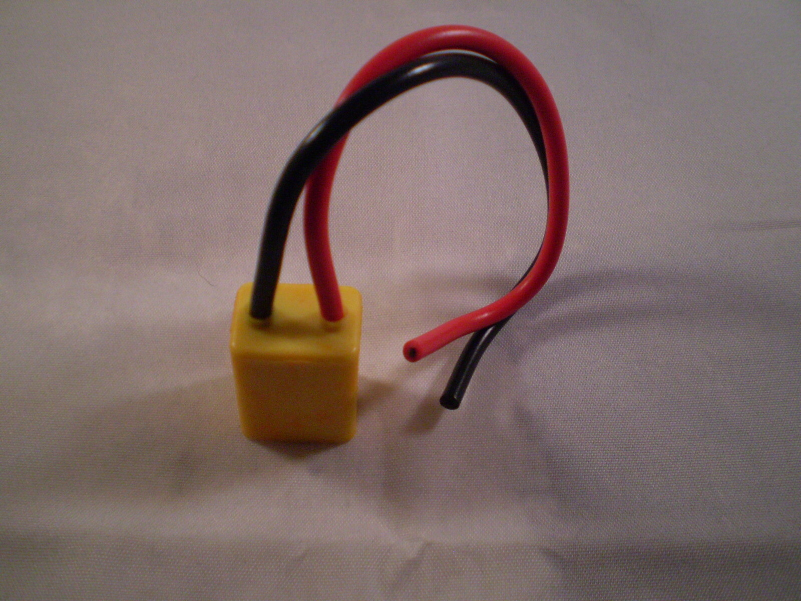 OEX HEADLIGHT PLUG H7 CONNECTOR SOCKET PRE WIRED FOR H7 GLOBES 2 PIN ...