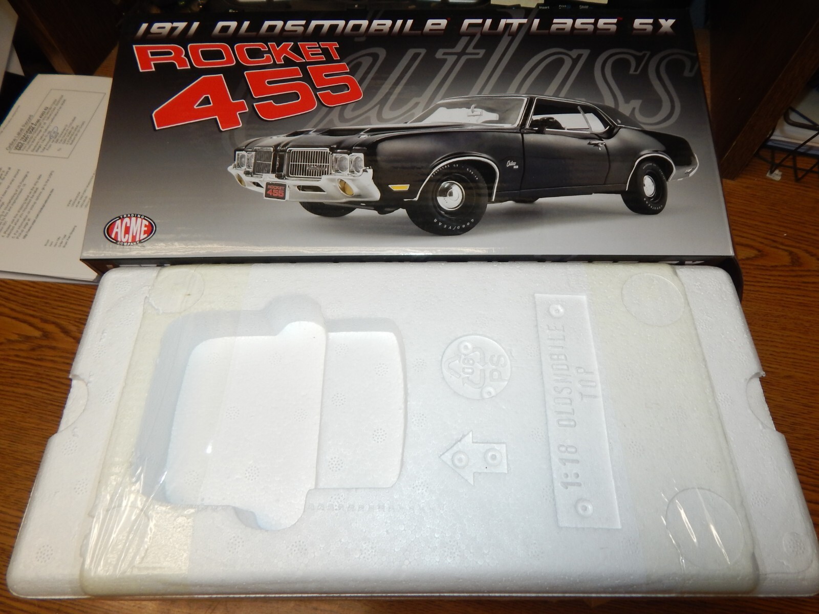 ACME 1971 OLDSMOBILE CUTLASS ROCKET 455 NIB 1/18 SCALE 1 OF 450 STILL ...