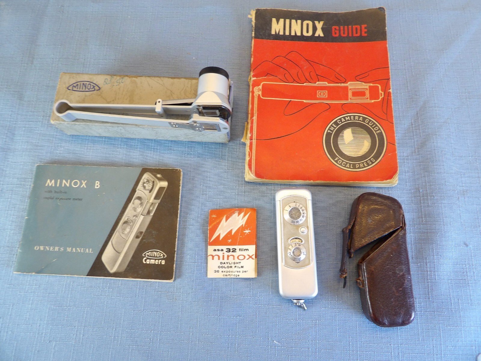 MINOX B MINI SPY CAMERA IN LEATHER CASE ~ 2 | Grelly UK