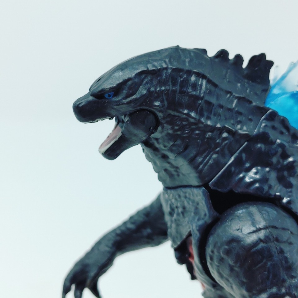 Godzilla 6" Battle-Damaged Action Figure Playmates Toys 2020 Godzilla ...