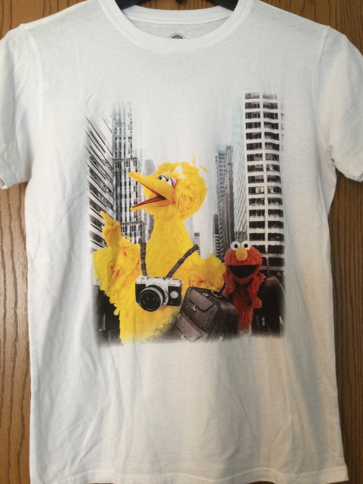 Sesame Street - Big Bird And Elmo As Tourists - White… - Gem