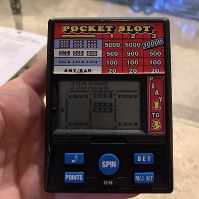 VINTAGE 90s RADICA BLACK POCKET SLOT MACHINE HANDHELD GAME MODEL 1370 ...