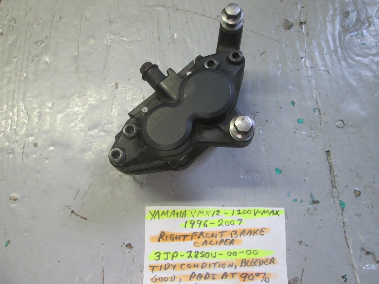 YAMAHA V-MAX 1200 ( VMX12 ) right Front Brake Caliper assembly 3JP ...